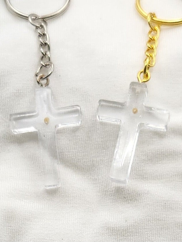 Clear Resin Cross Keychain Featuring a Mustard Seed